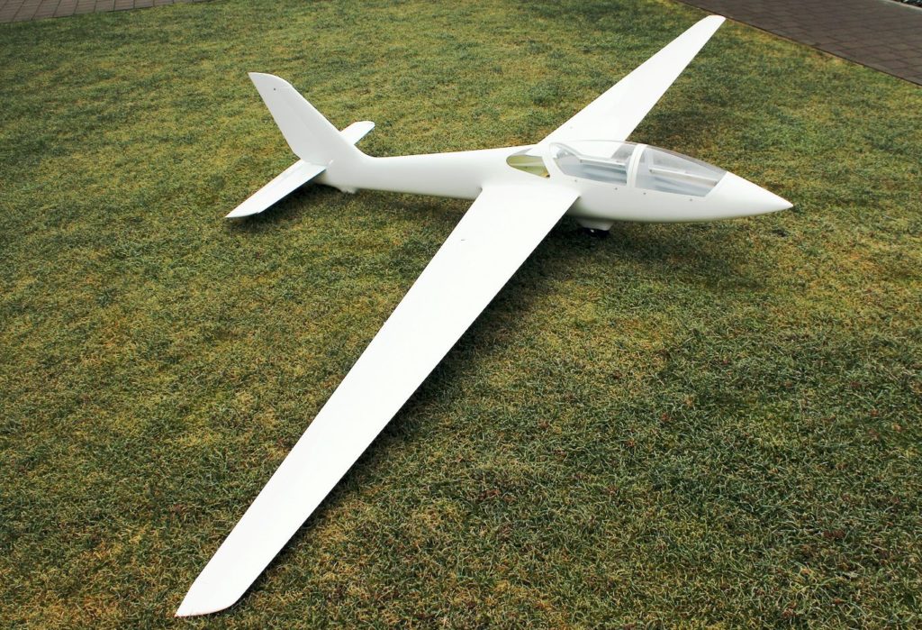 FOX 1:3 4,66m Tomahawk | CNC Luftsporttechnik