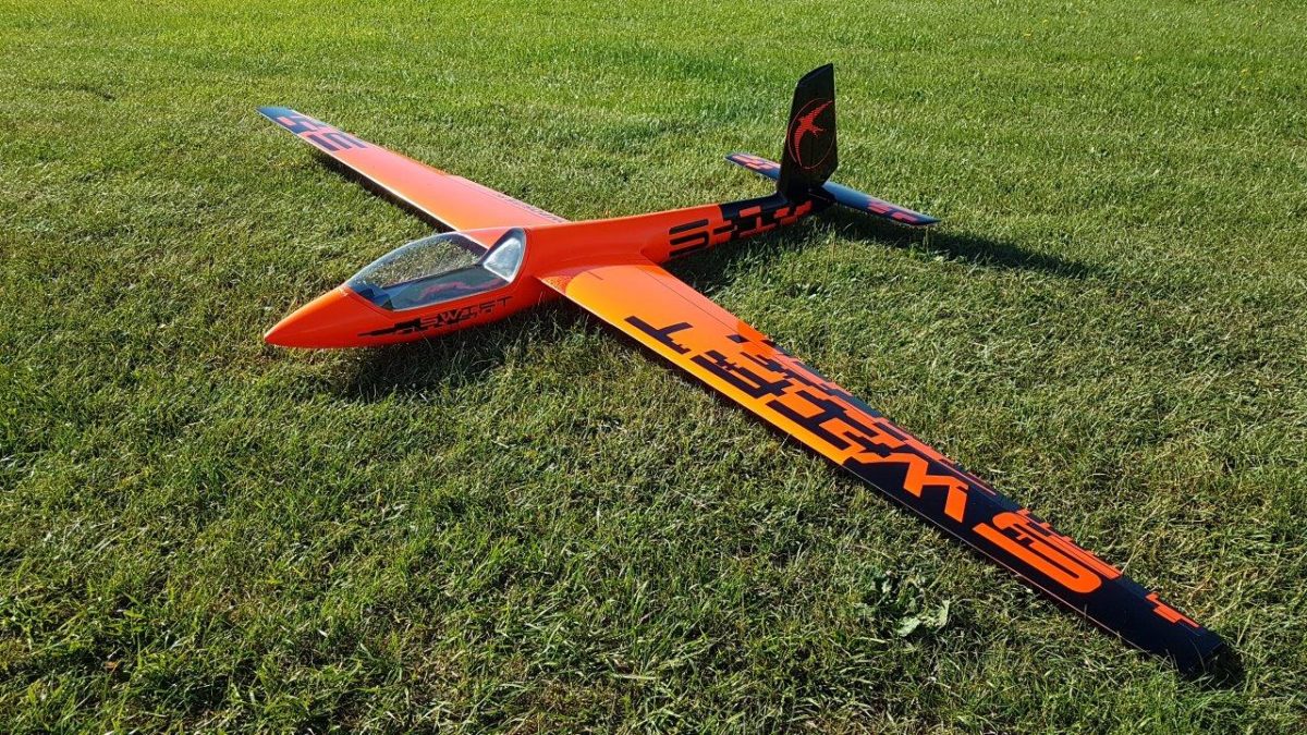Swift S1 neonrot/schwarz – Composite RC Gliders | CNC Luftsporttechnik