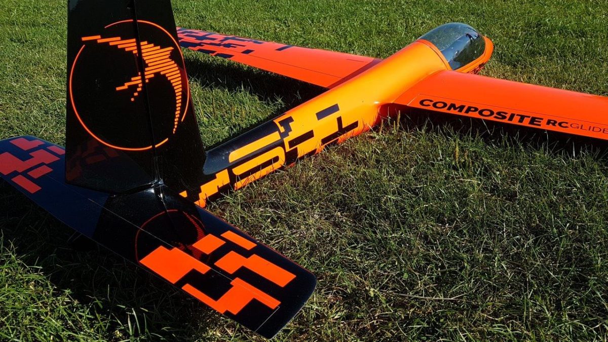 Swift S1 neonrot/schwarz – Composite RC Gliders | CNC Luftsporttechnik