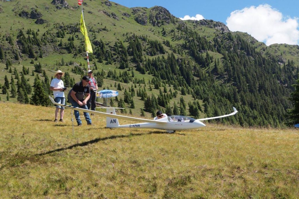 Arcus 1:2,7 – 7,4m Airworld als Segler | CNC Luftsporttechnik