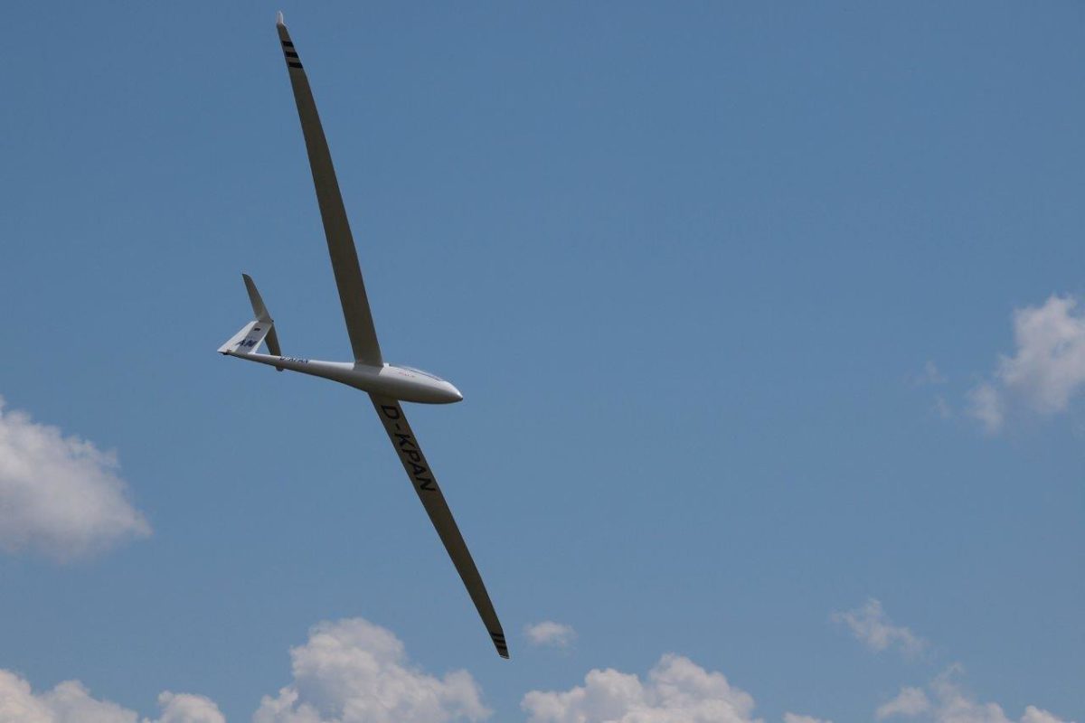 Arcus 1:2,7 – 7,4m Airworld mit eingebautem 120mm +Jet Klappimpeller | CNC Luftsporttechnik