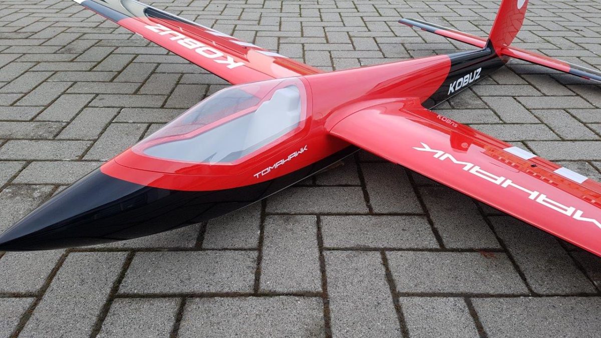 Kobuz 3.2 mit 90mm Impeller – rot/schwarz | CNC Luftsporttechnik