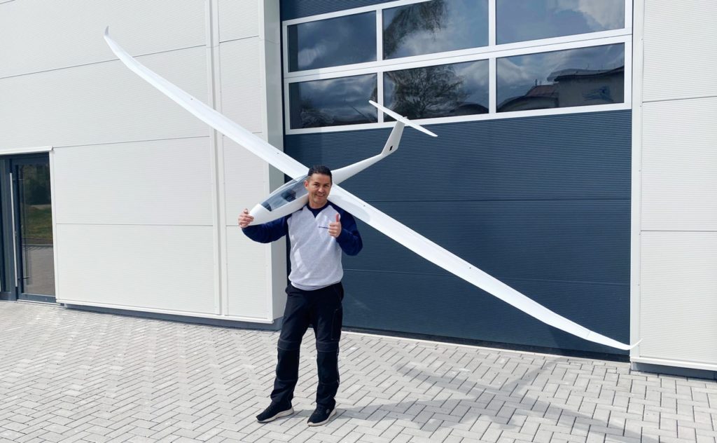 DUO DISCUS carbon 4,44 m (4,62m), weiß/weiß | CNC Luftsporttechnik DUO ...