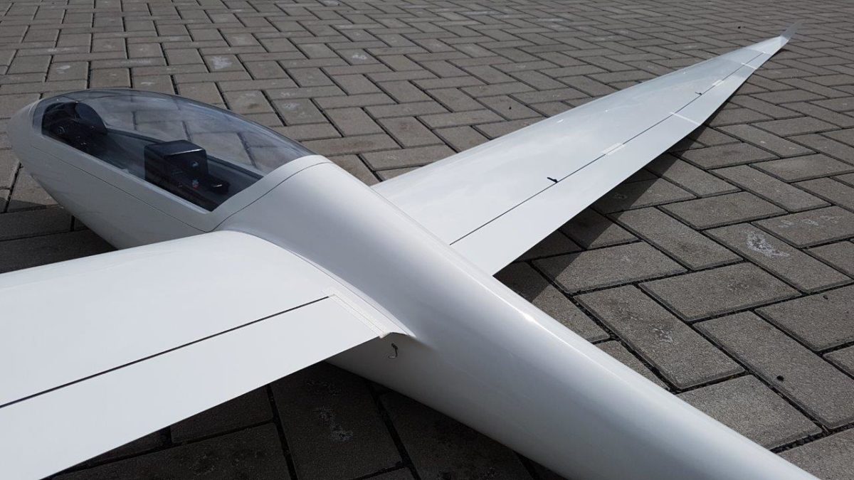 DUO DISCUS carbon 4,44 m (4,62m), weiß/graue Unterseite | CNC ...